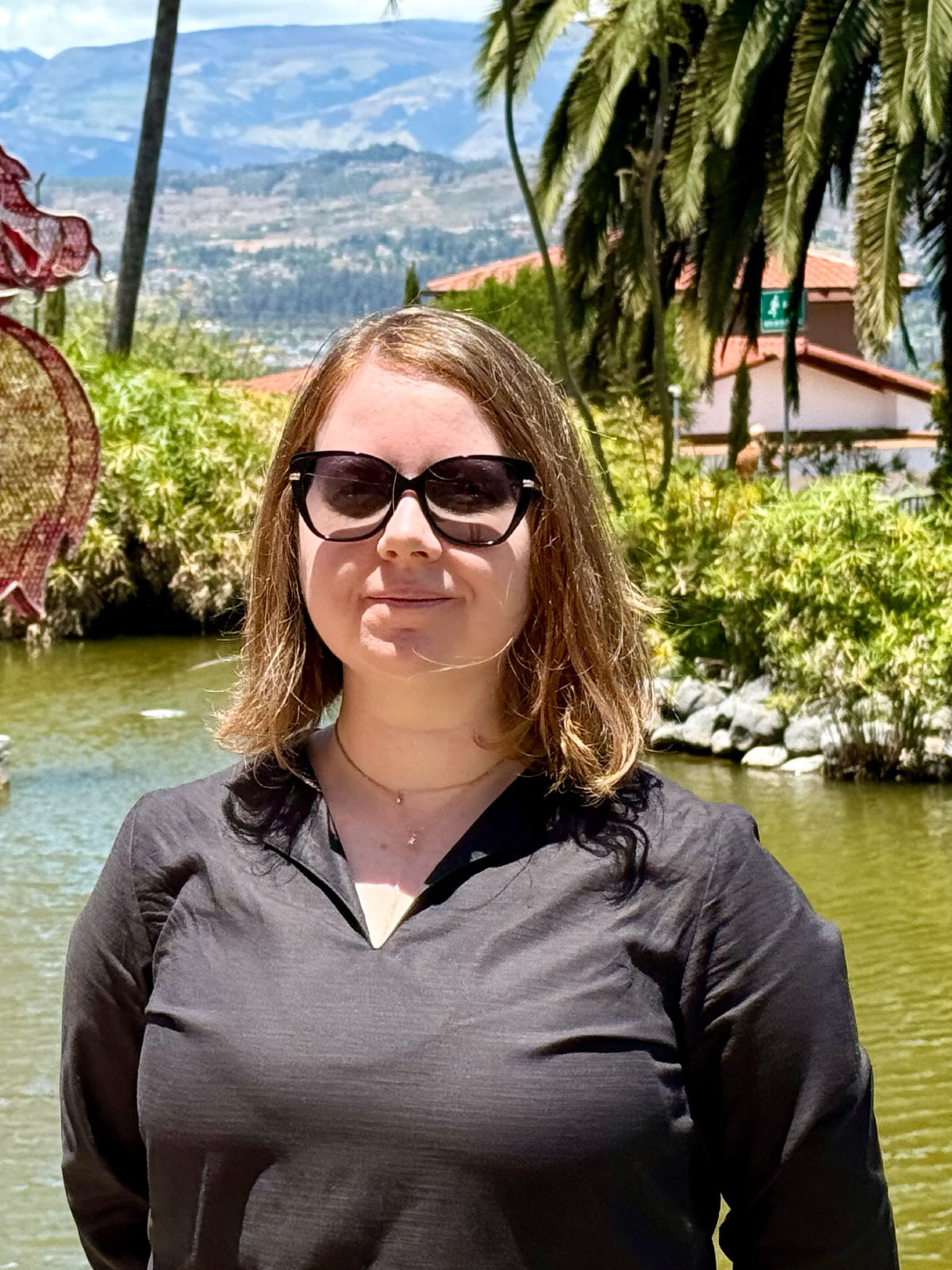Helga Dénes | Universidad San Francisco de Quito